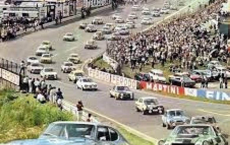 CAPRI RS2600 Works Cologne · Gipimotor